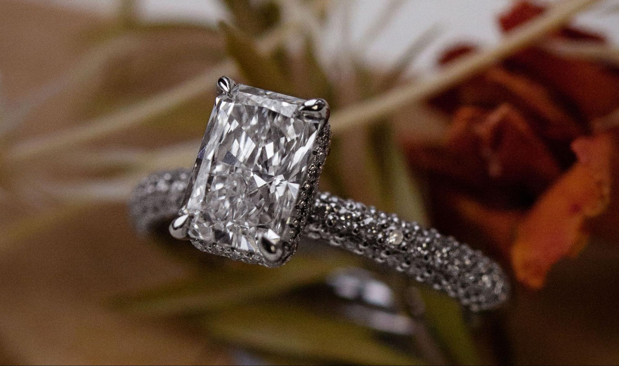 A Complete Guide to Radiant Cut Diamonds | Diamond Quarter
